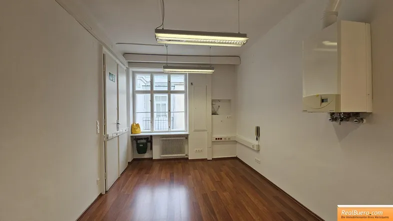 Bürofläche - Sehr Schöner Altbau Mit Lift In Der Hardtgasse