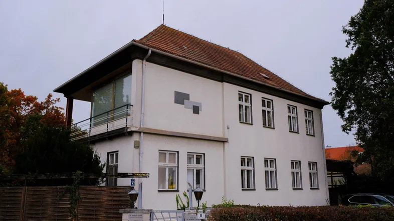 Ihr Traumhaus in Hausleiten: 285 m², 2 Terrassen, 3 Garagen – gestalten Sie es nach Ihrem Stil