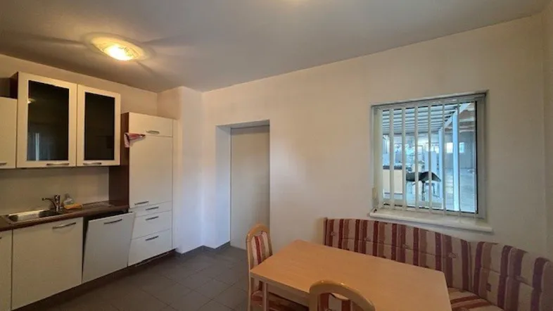 Neusiedl am See - modernes, großzügiges Wohn- bzw. Bürogebäude