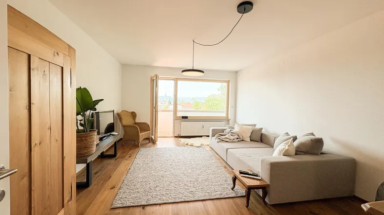 Neu (27.01.): TOP Renovierte 3,5-Zimmer-Wohnung mit zwei Balkonen und ...