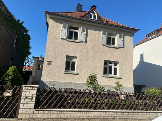 Günstiges, saniertes 7-Raum-Ein/ Zweifamilienhaus in Ginsheim-Gustavsburg