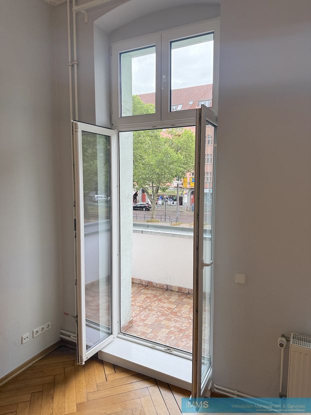 Obj.-Nr. 04251003 - Balkon-Aus