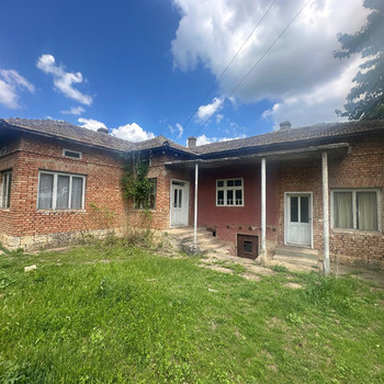 Günstiges Haus kaufen in Bulgarien - Schnappächenhäuser