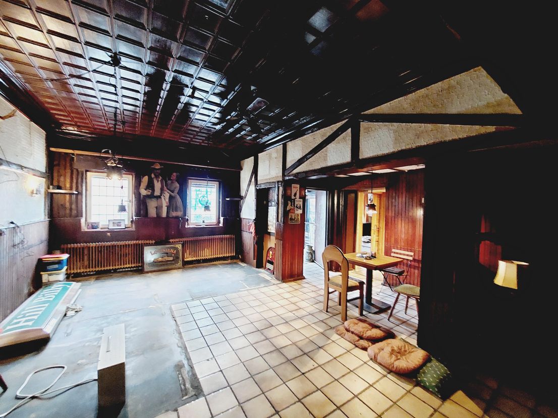 Schankraum der Knepie