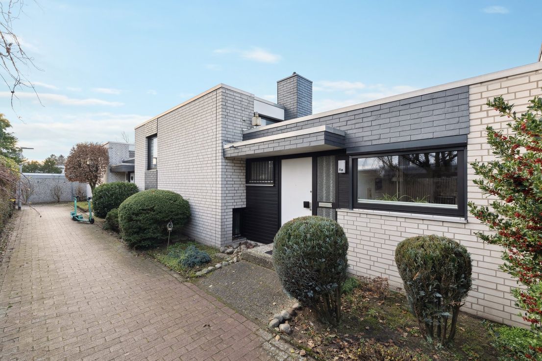 083f61ff-0a36-48f7-bf32-11fabe