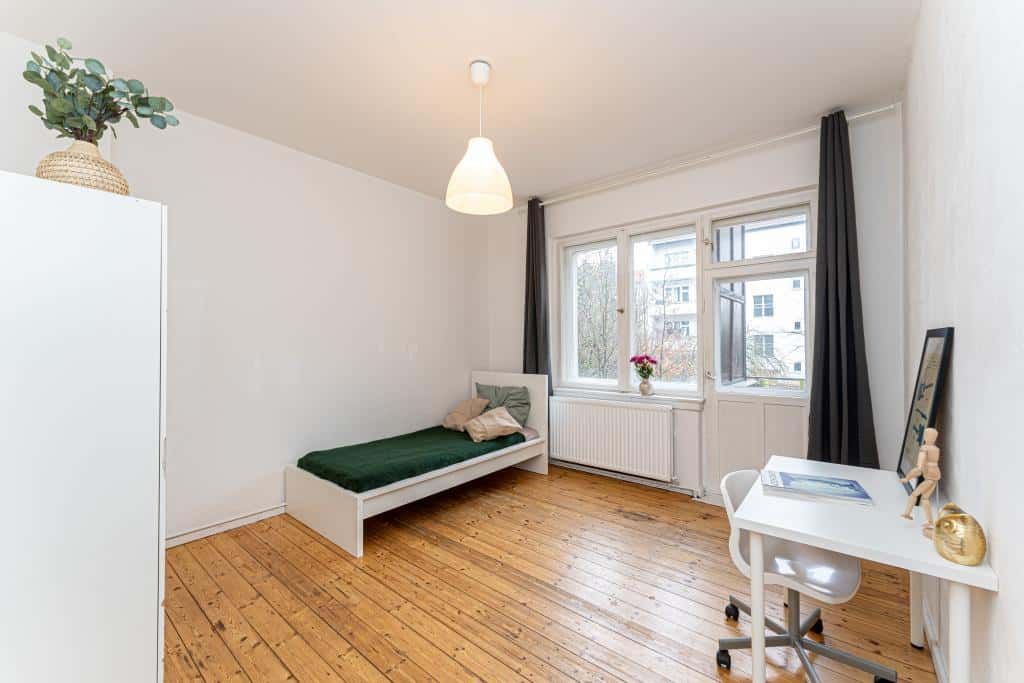 be1979e3-ab16-4af7-b552-04a328