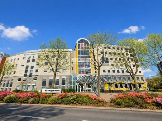 antaris Immobilien GmbH ** Repräsentatives Büro mit Weitblick und ...