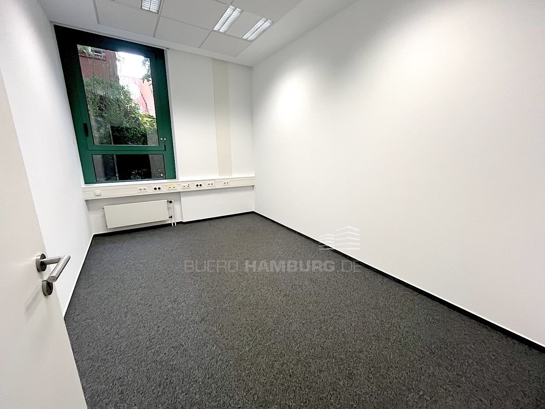 ../objects/images/24695/02 ext