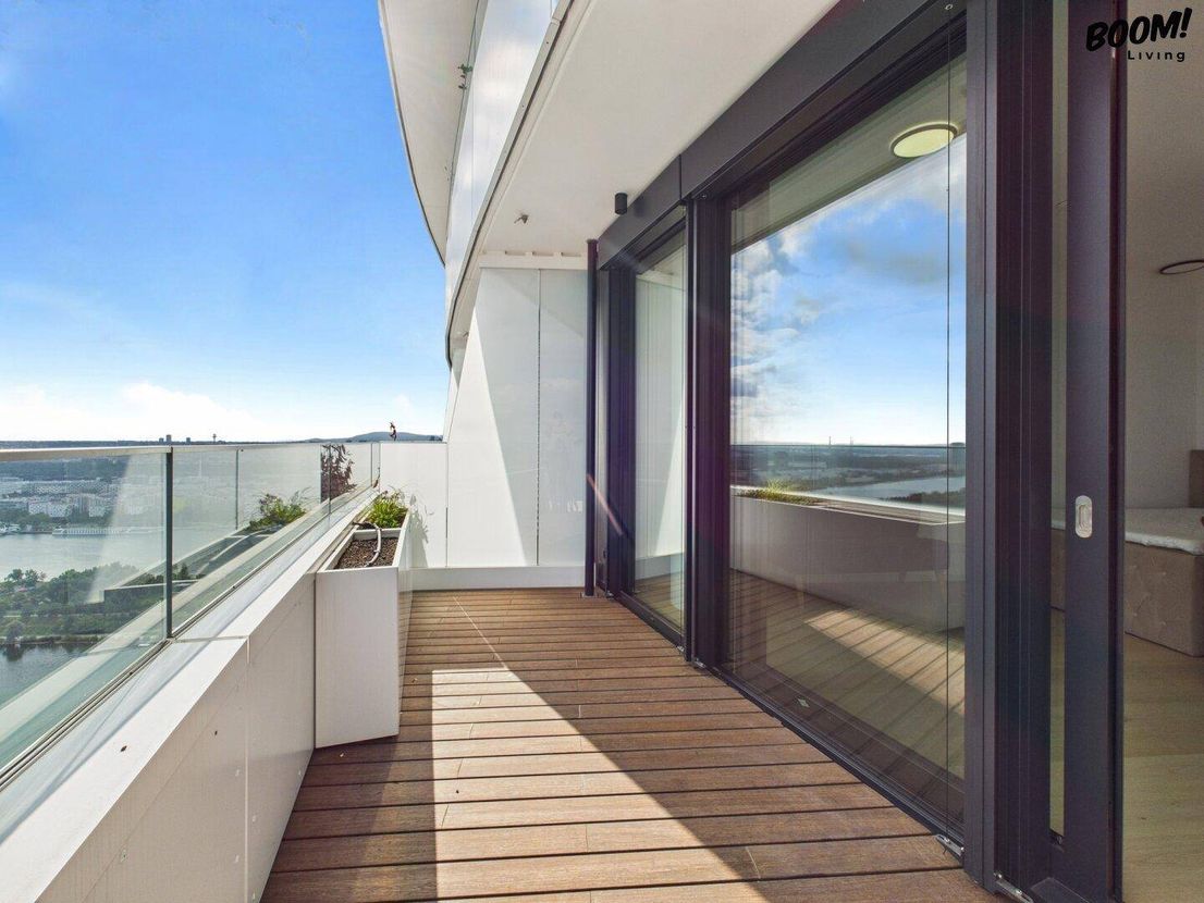 Um die Funktionen dieser Seite vollständig nutzen zu können, aktivieren ...