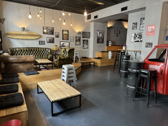 PINNA REAL ESTATE: Erfolgreiche Kultbar TRUE BREW im Dreimühlenviertel ...