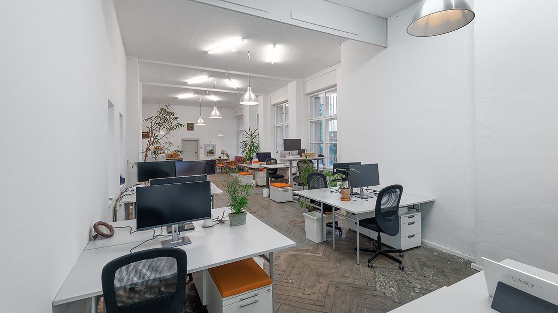 Schreibtischplätze 1