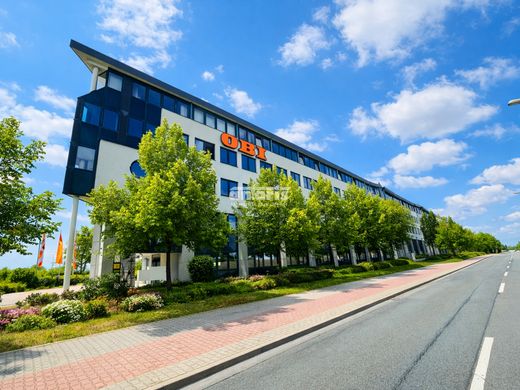 antaris Immobilien GmbH ** Helle und effizient geschnittene ...