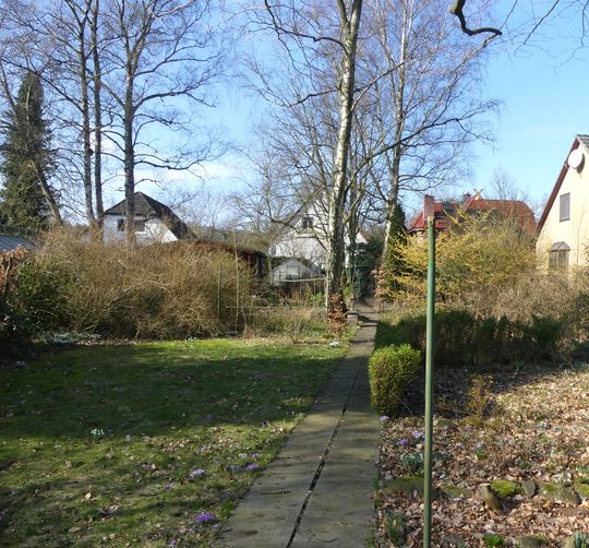 Für Häuslebauer! Pfeifenstielgrundstück mit ca. 730m² in Ahrensburg ...