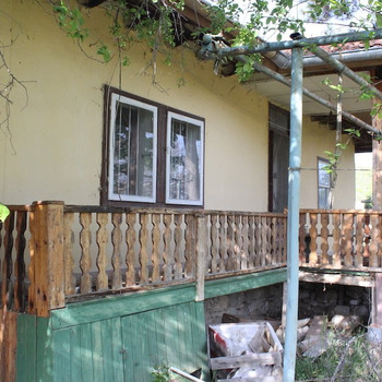 Günstiges Haus kaufen in Bulgarien - Schnappächenhäuser