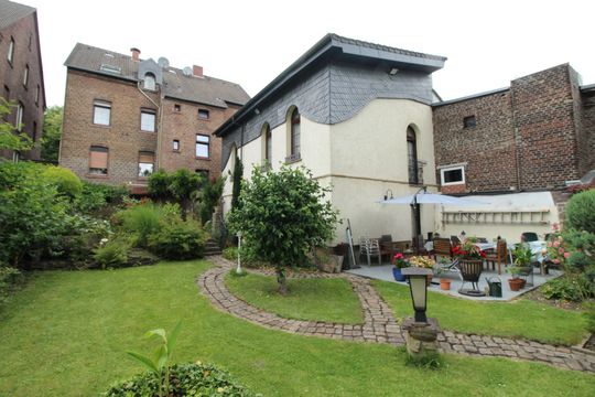 MFH + WOHNHAUS mit Terrasse und Garten: Attraktives GEBÄUDE-DUO in Witten!