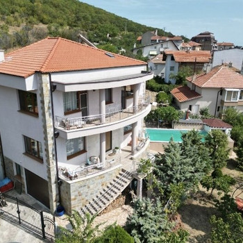 Haus kaufen in Bulgarien - ImmoScout24