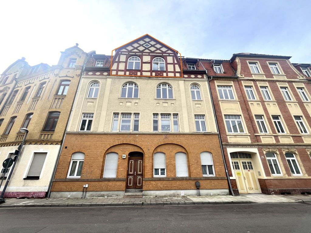 Stilvolle Maisonette-Wohnung: Zeitloser Charme auf zwei Etagen eines denkmalgeschützten Hauses.
