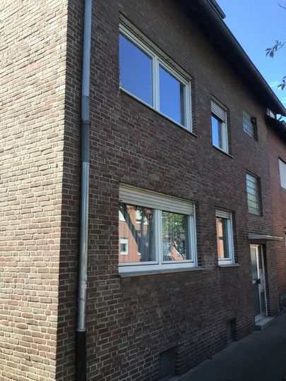 Drei Zimmer Küche Diele Bad in Aachen Eilendorf