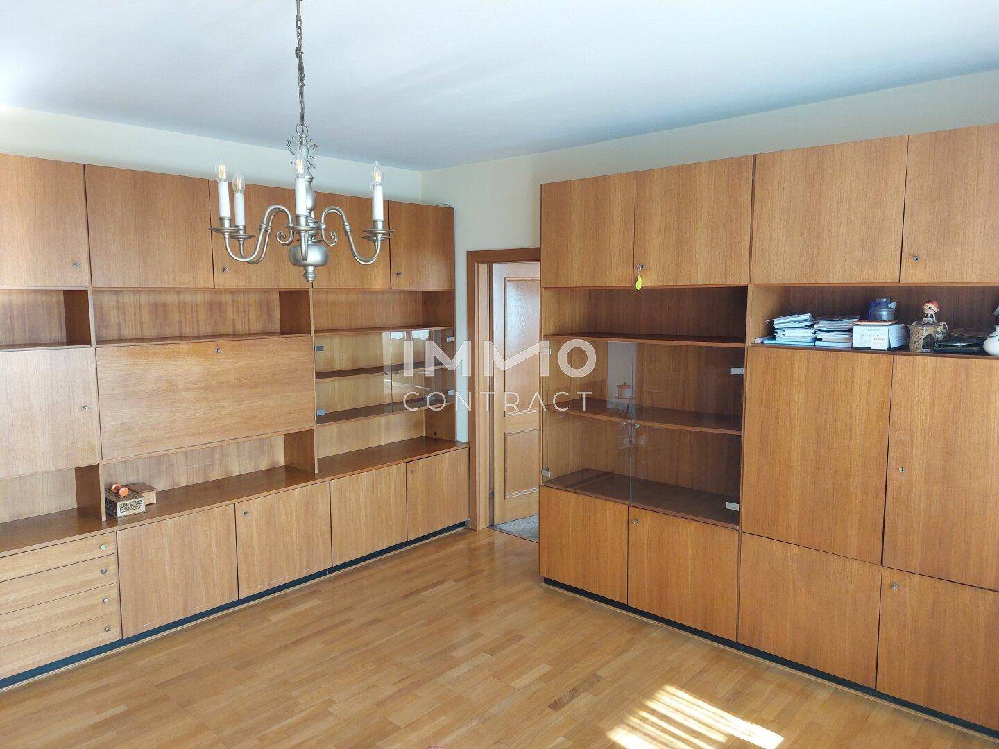 Nahe Stadthalle: Schöne Helle 3-Zi. Wohnung + Wohnküche Mit Westloggia ...