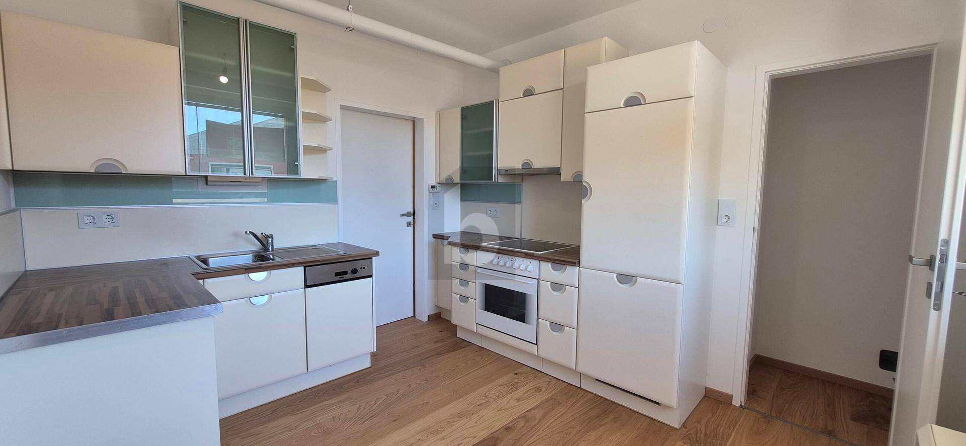 Neu (04.06.): Top Renoviert | 3-Zimmer-Eigentumswohnung Mit Süd-Loggia ...