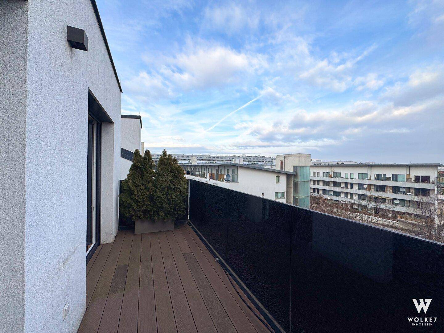 Helle 2 Zimmer Wohnung in TOP Zustand I 55m2 I 2 Dachterrassen I inkl. Lift