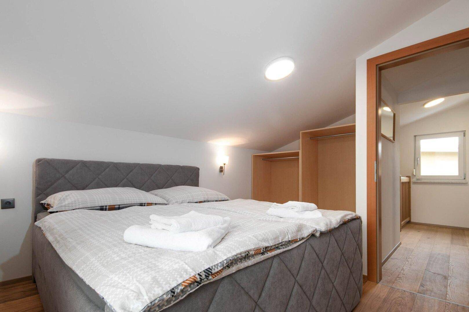 All Inclusive Family Home close to VIC