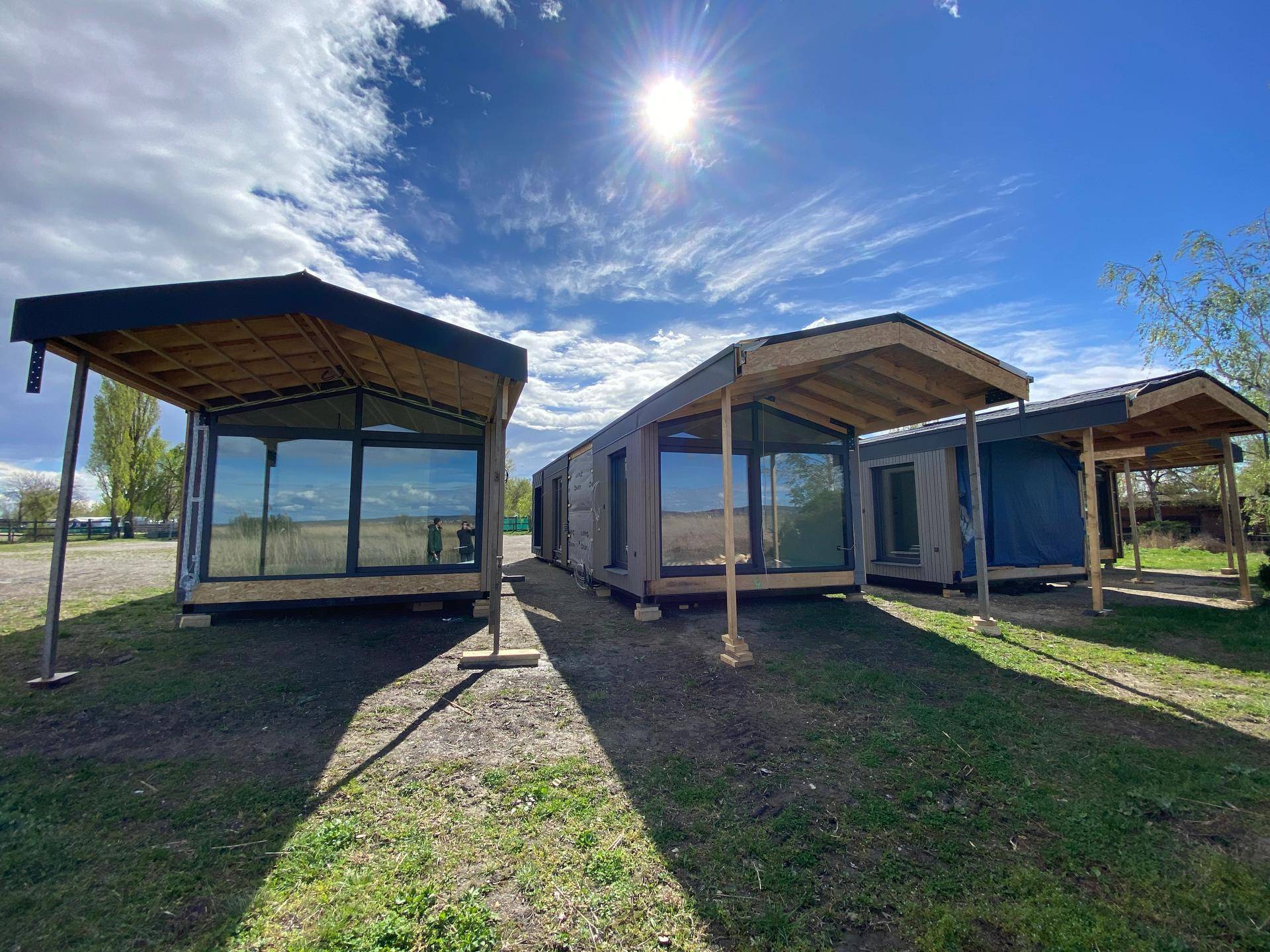 Paketverkauf: 20 Bungalows / Tinyhäuser (50-54 m²) - B2B, EXW ...