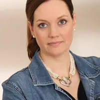 Angela Uhlmann: Makler aus Taunusstein - ImmoScout24