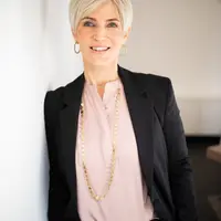 Andrea Volz: Makler aus Wiesbaden - ImmoScout24