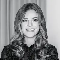 Laura Raic: Makler aus Düsseldorf - ImmoScout24