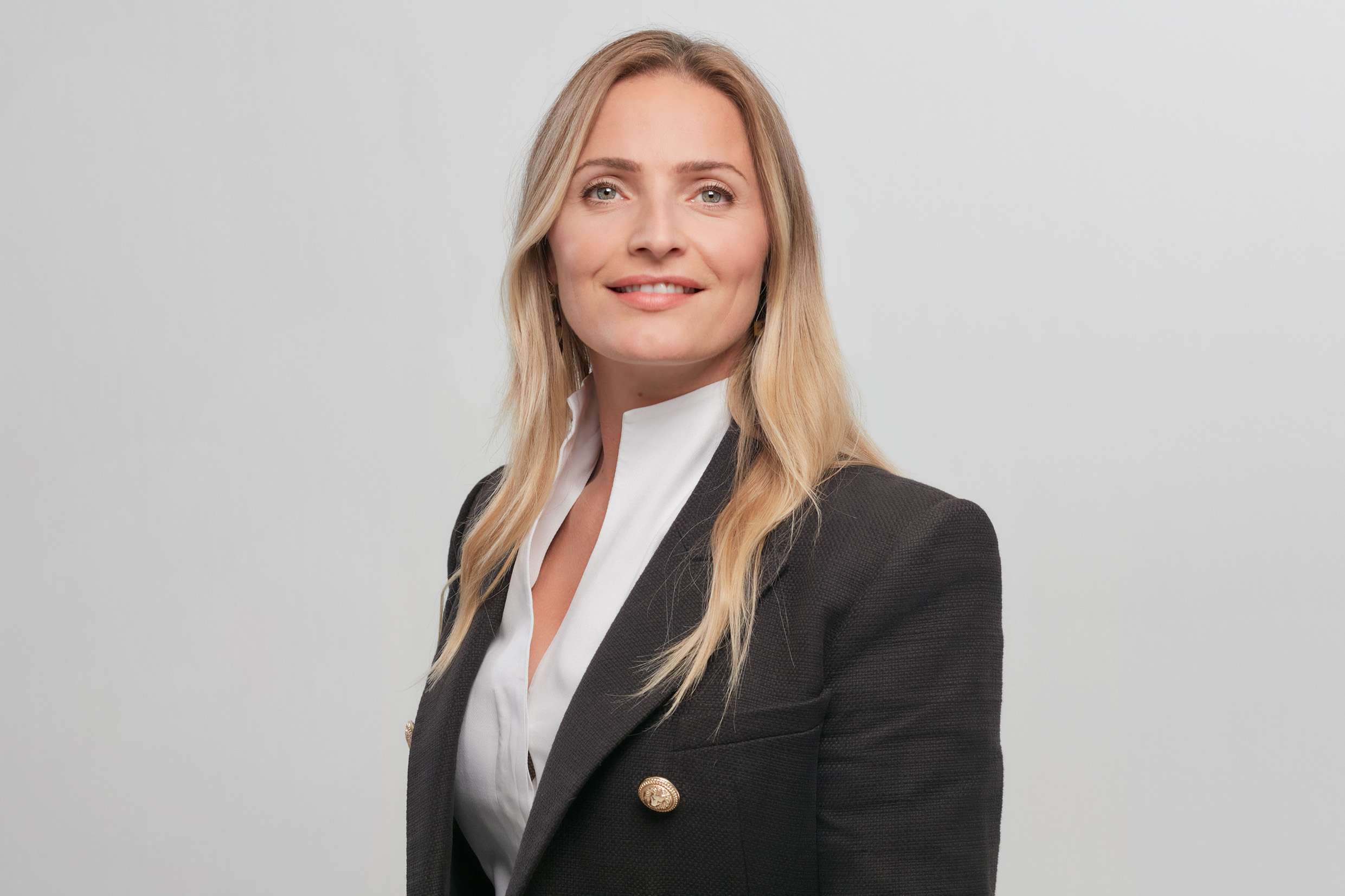 Jasmina Helmig: Makler aus Hamburg - ImmoScout24