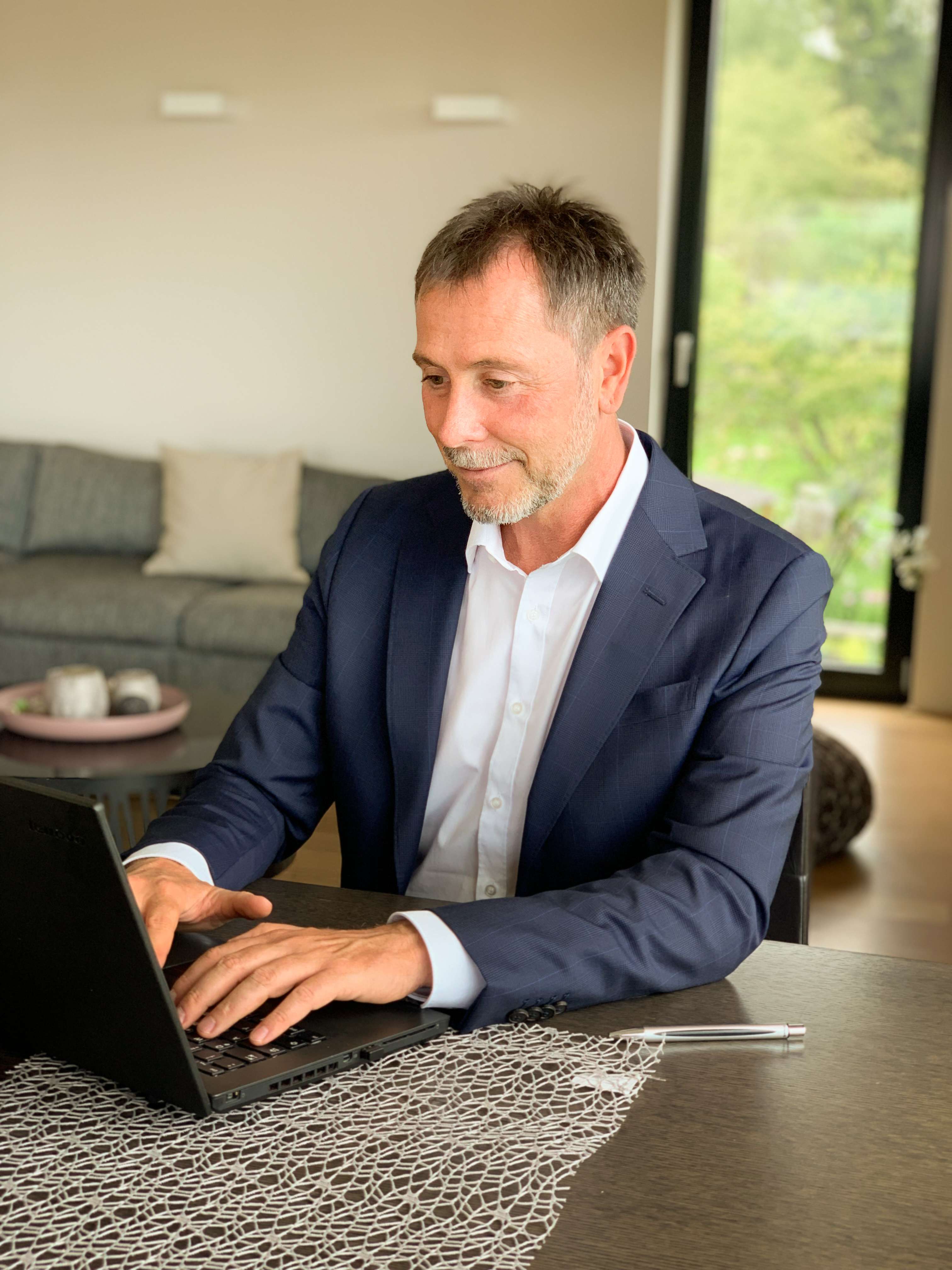 Timo Neuberger: Makler aus Schorndorf - ImmoScout24